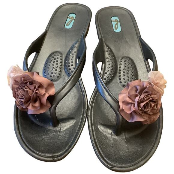 Okabashi | Shoes | Okabashi Foot Therapy Wedge Thong Sandls With Floral ...